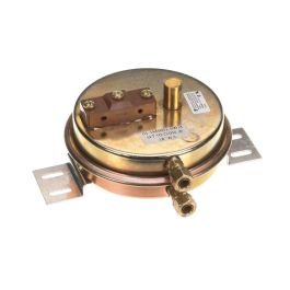 01-1M5651-00018 Pressure Switch Baxter